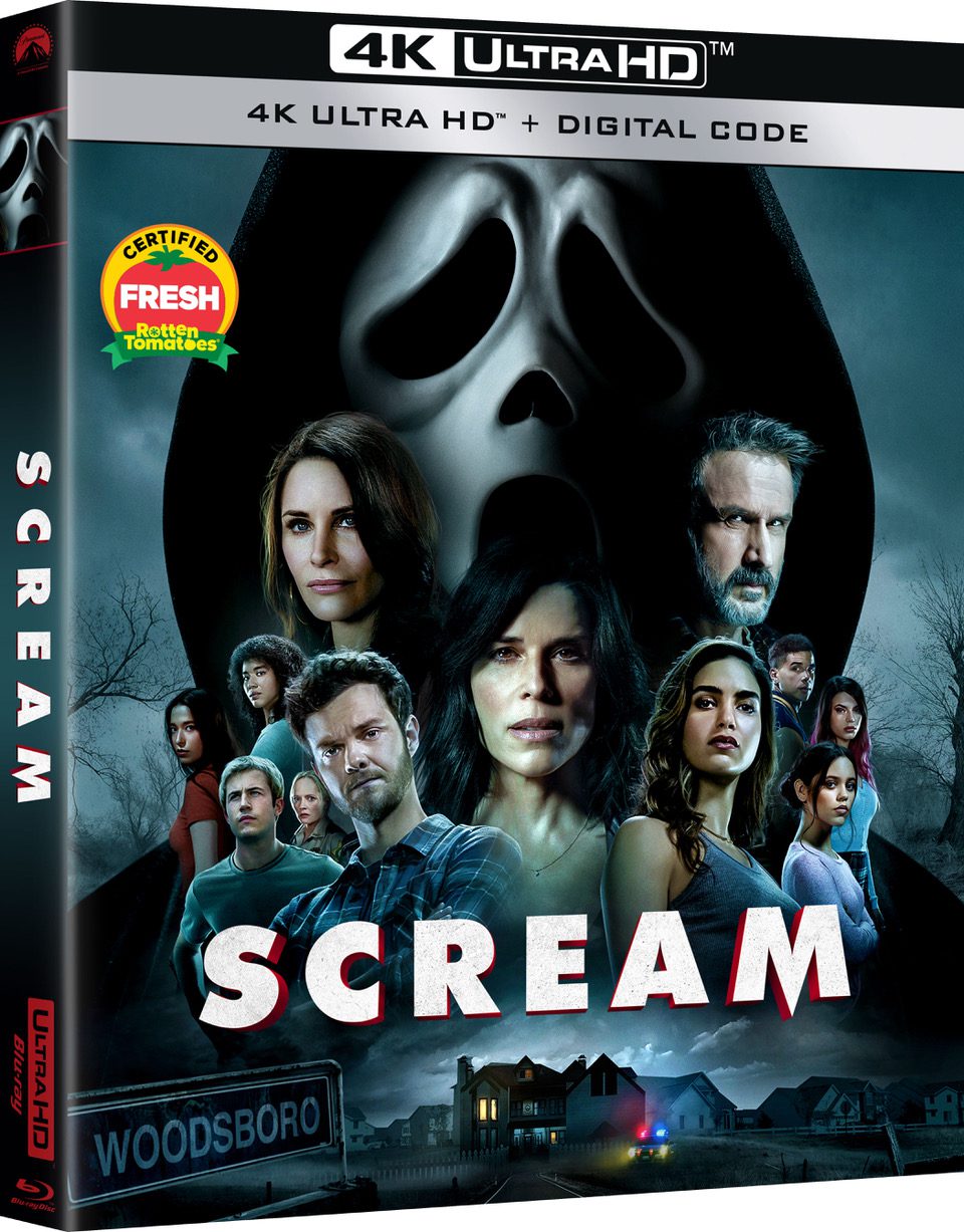 Watch some SCREAM extras | HelloSidney.com